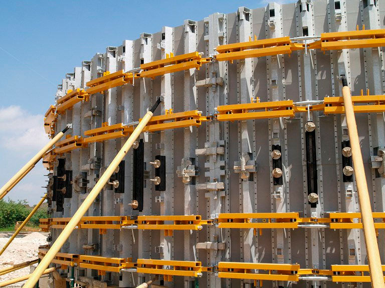 Sistema de encofrado optimizado para la construcción de muros ...